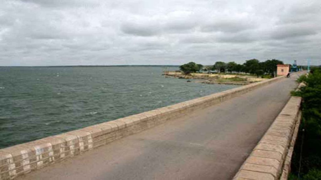 HMWS&SB Lifts Four Gates of Osman Sagar
