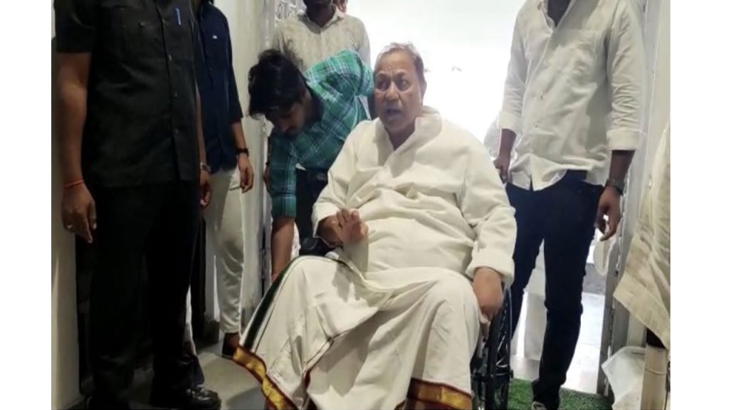 D. Srinivas Writes To Kharge Clarified His Stand On Congress Party