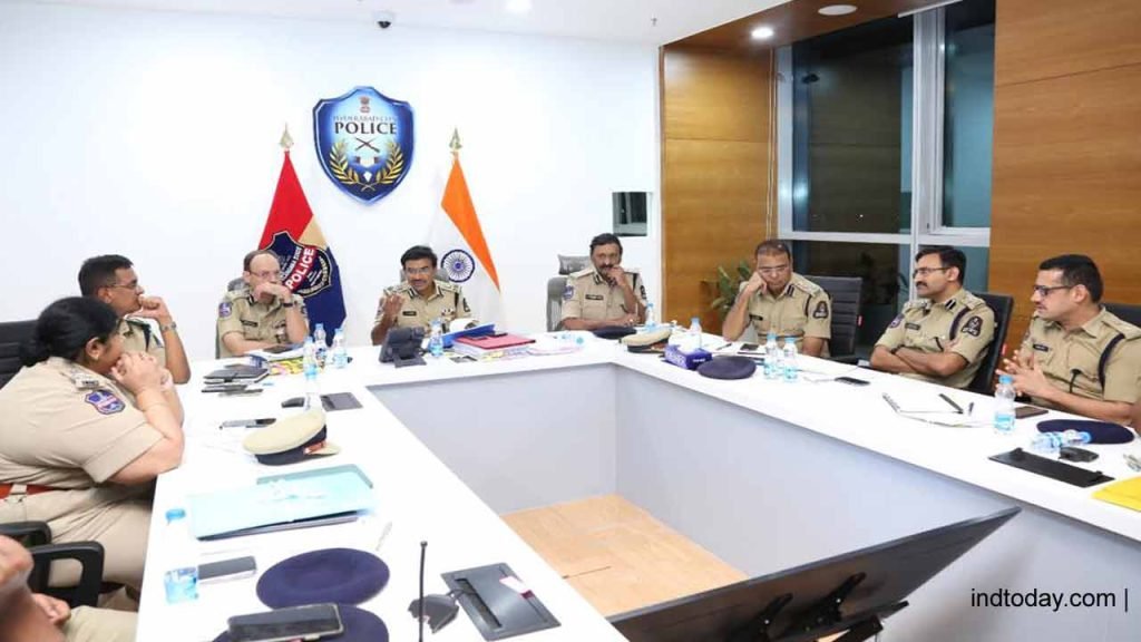 Hyderabad Police Holds High-Level Crime Review