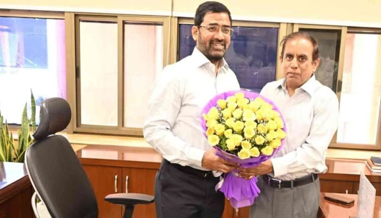 Hyderabad: Ashok Reddy Takes Charge As HMWS&SB MD