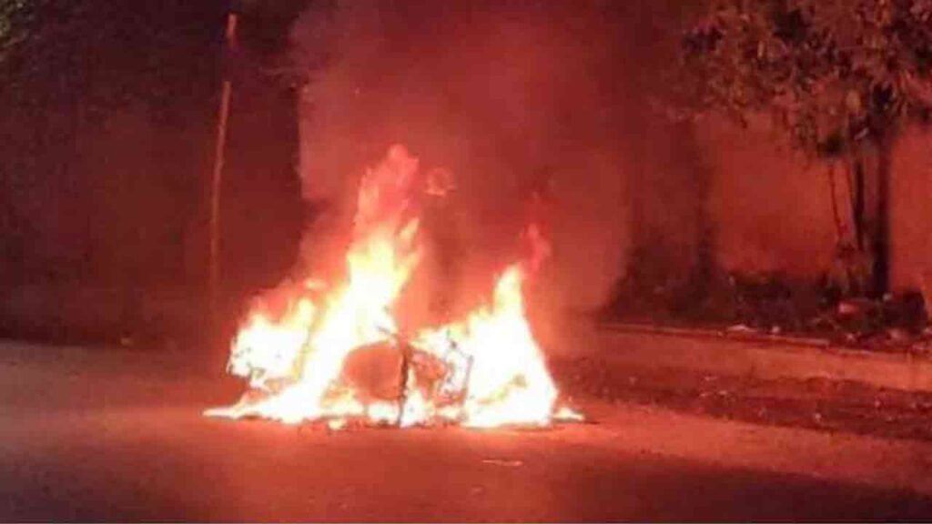 Bike Catches Fire In Medak, Rider Injured | INDToday
