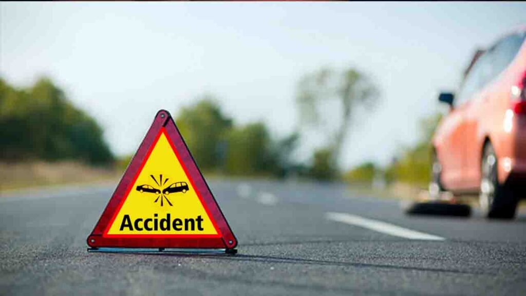 Accident on Hyderabad Vijayawada Highway Injures Many