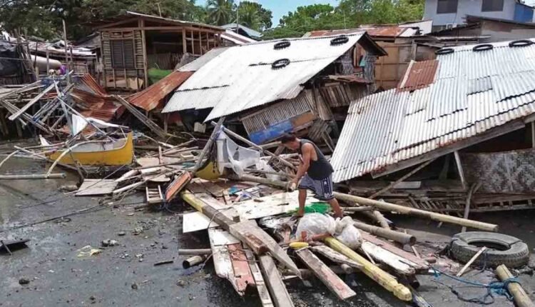 Massive Earthquake Of 7.5 Magnitude Hits Philippines