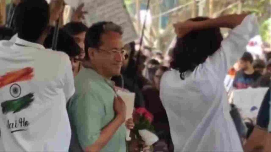 Sonam Wangchuk Joins CJP Protest In Hyderabad